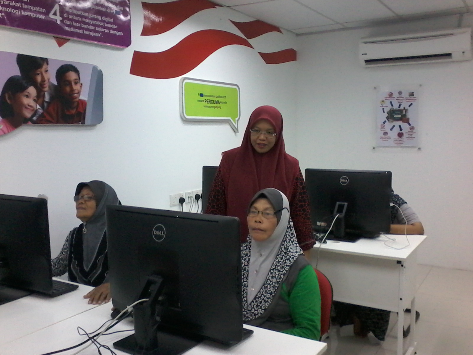 Ms Office (Membuat Surat Rasmi) – NADI Felda Palong 5